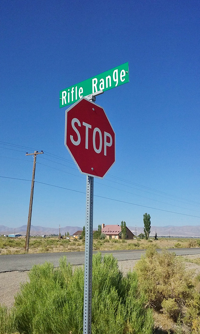 Mountains rise dramatically beyond the golf course, giving every swing a backdrop worthy of a postcard photo.