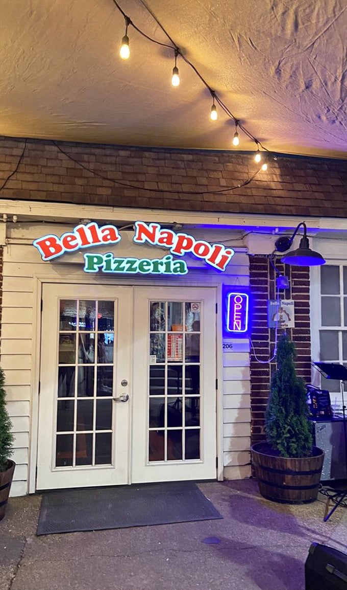 String lights and authentic charm create the perfect backdrop for seriously spectacular pizza nights.