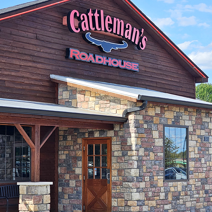 The perfect blend of stone and wood at Cattleman's mirrors what they do best: combining simple ingredients into something magical.