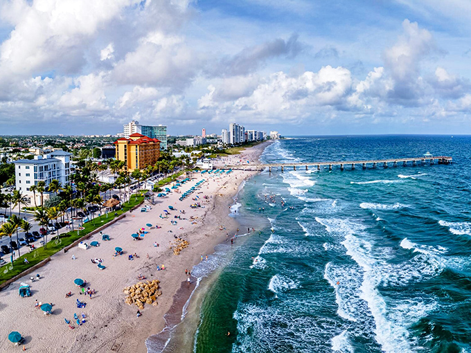 Sandwiched between pricey neighbors, Deerfield Beach offers the same sunshine and surf at prices that won't make you sweat.