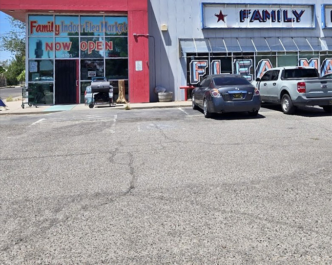 Smart design meets family fun - because the best flea markets welcome everyone from toddlers to grandparents.