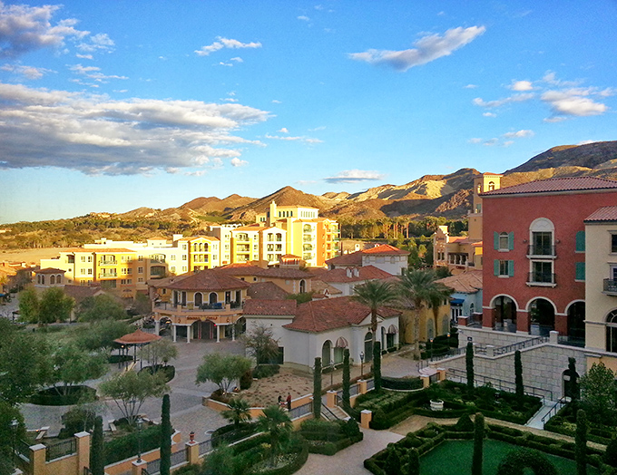 This master-planned community offers resort-style amenities without the resort-style price tags for smart retirees.