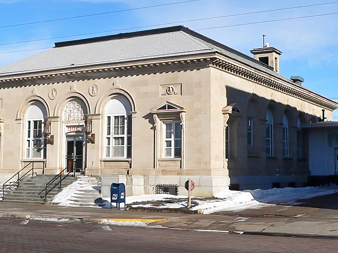 Clean lines and classic architecture in Holdrege prove that good design never goes out of fashion.