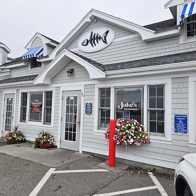 Jake's Seafood Restaurant: Classic coastal vibes with a side of serious seafood. The kind of place that feels like coming home.