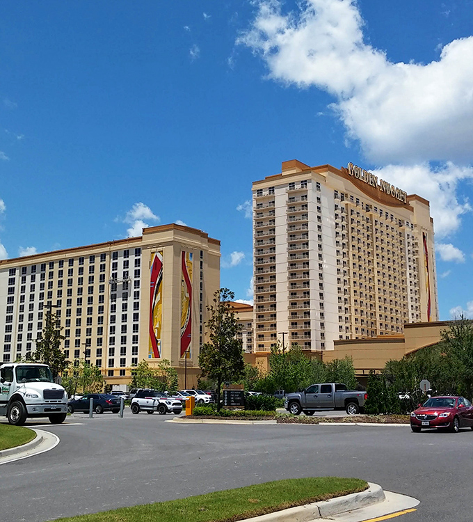 The Golden Nugget may look luxurious, but Lake Charles offers plenty of affordable housing options nearby. Champagne views on a beer budget!