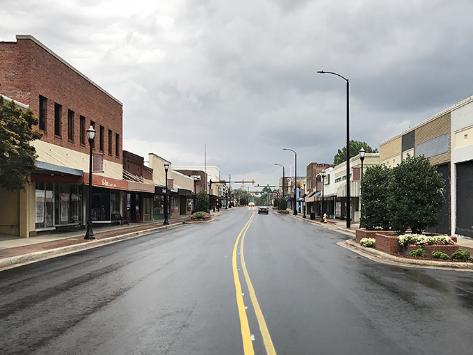 Wide streets and friendly faces make every day feel like a neighborhood reunion. 
