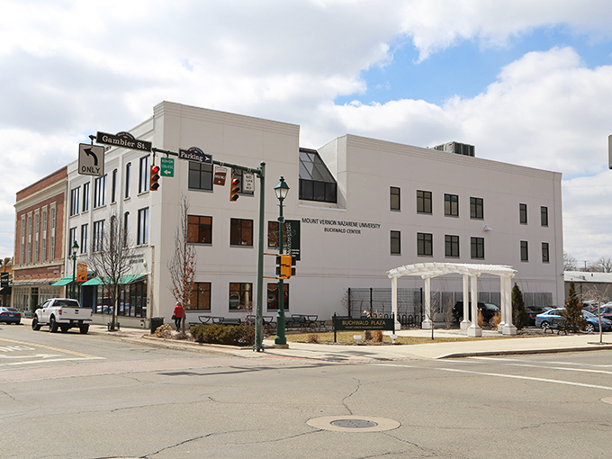 College energy and small-town charm meet in Mount Vernon’s welcoming downtown.