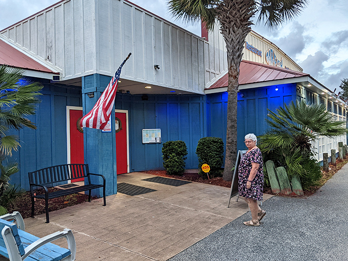 Patriotic colors and palm trees create the perfect marriage of American pride and coastal living dreams.