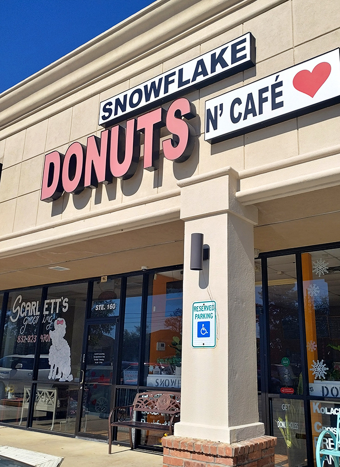 Sunshine bounces off Snowflake Donuts' cheerful fa&ccedil;ade&mdash;a sweet irony that's not lost on regular customers. The heart in their logo isn't just decoration; it's a promise.