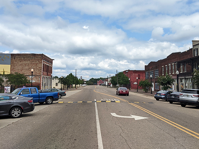 Historic Selma offers modern bargains with a side of Southern hospitality that doesn't charge extra for the charm.