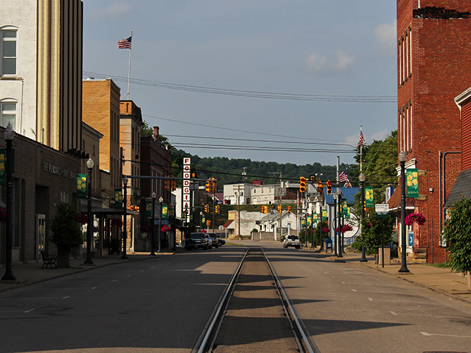 This peaceful street in St. Marys promises affordable living with a side of charm. No wonder retirees are flocking here faster than birds heading south!