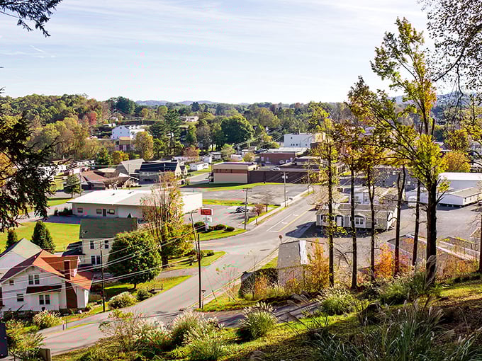 These Summersville buildings stand ready to serve visitors seeking lakeside peace and quiet.