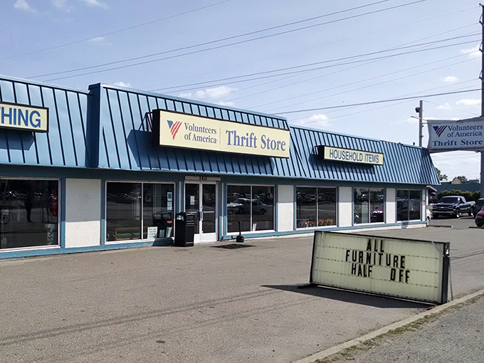 The professional storefront suggests this isn't amateur hour - these folks know their thrift game. 