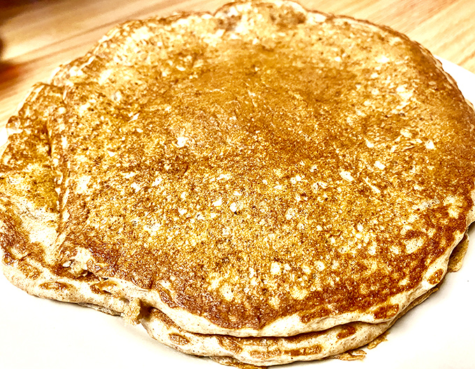 Apple oat bran pancakes that make healthy eating look like it's actually worth it.