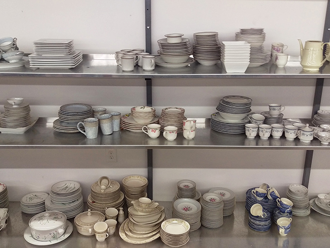 Mismatched china paradise! These shelves offer the perfect ingredients for creating that eclectic dinner party vibe you've been craving.