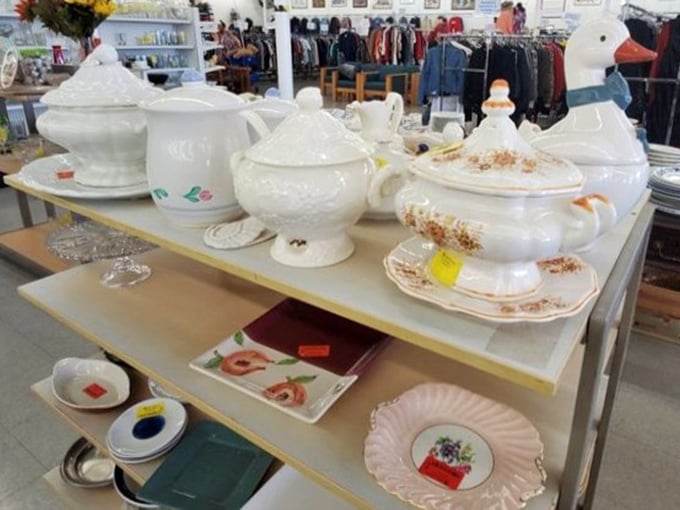 Porcelain treasures that survived decades of Sunday dinners. That duck-shaped tureen has seen things&mdash;and now it wants to see your dining table.