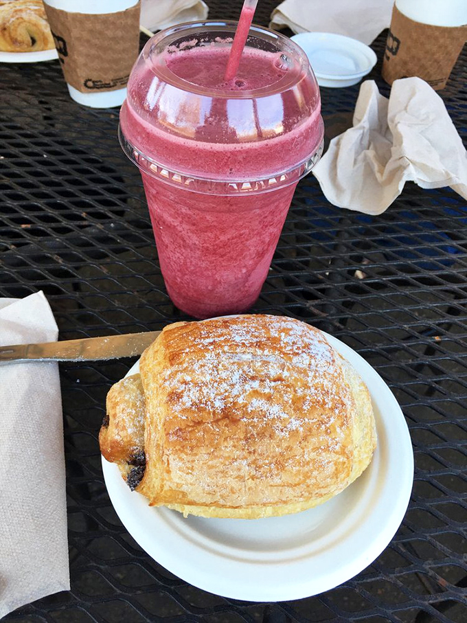 A berry smoothie and pastry pairing that makes you feel virtuous and indulgent simultaneously&mdash;the culinary equivalent of reading classic literature while in a bubble bath.