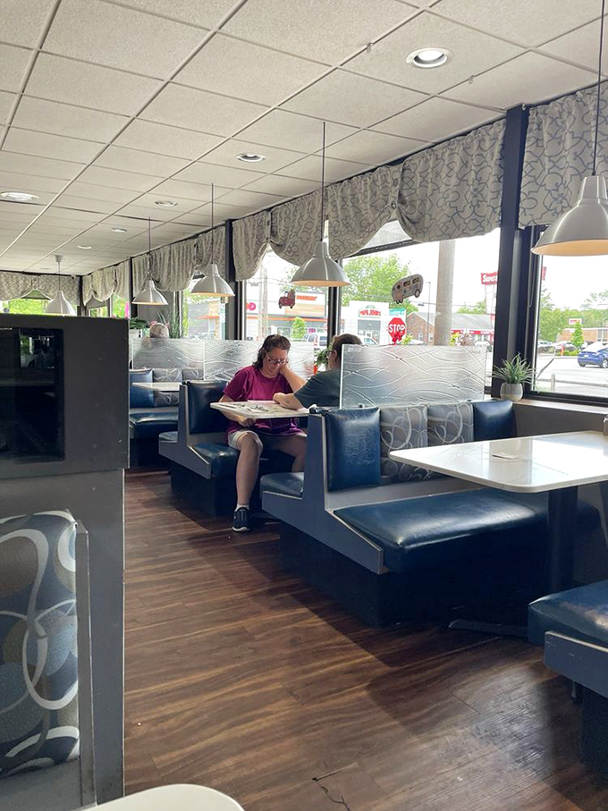 The window booths&mdash;prime real estate for people-watching while contemplating whether you have room for pie.