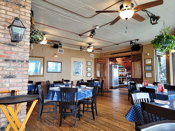 Comfortable dining spaces where families gather to create memories over platters of the Gulf's finest treasures.