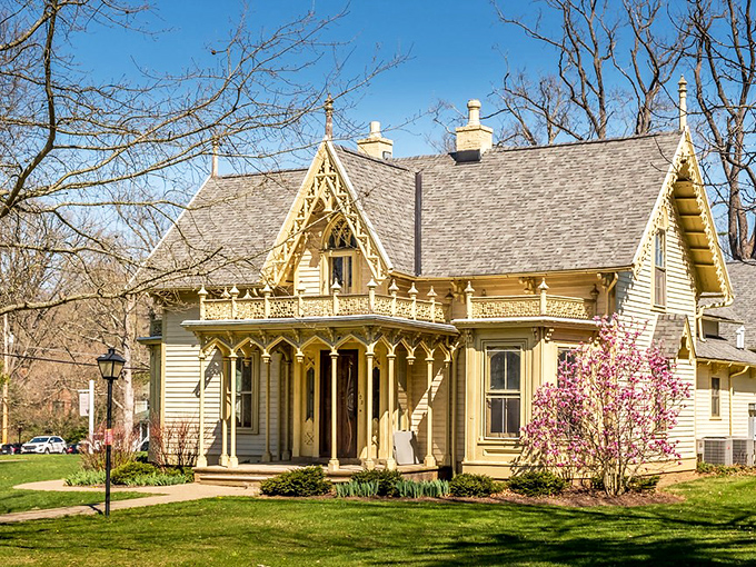 Finn House showcases Victorian craftsmanship with gingerbread trim that looks good enough to eat. Proof that yellow houses can be dignified, not just cheerful.