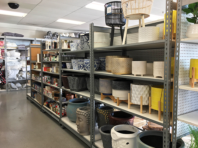 Home d&eacute;cor that'll make your house look like a million bucks without spending anywhere close to it.