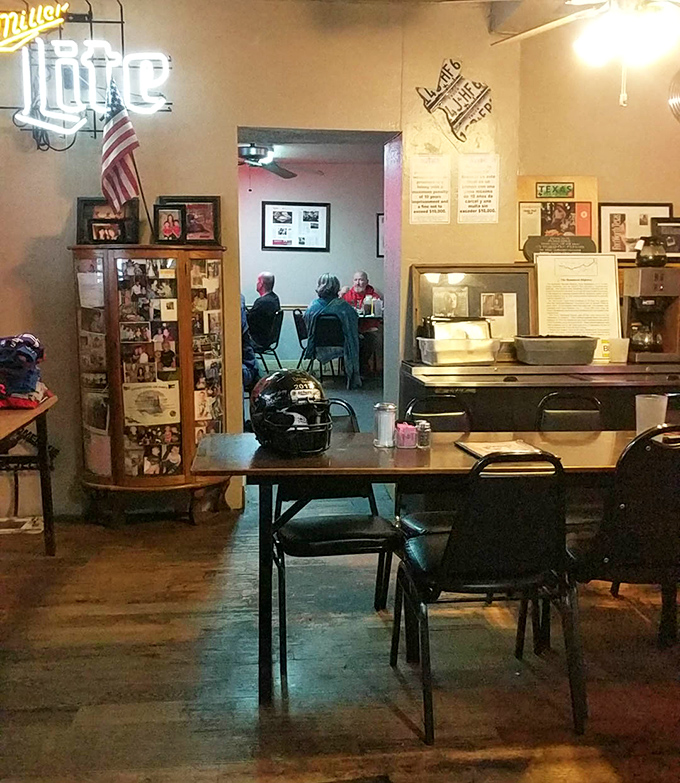 The dining room hums with conversation and the clinking of forks against plates&mdash;the soundtrack of happiness at Mary's Cafe.