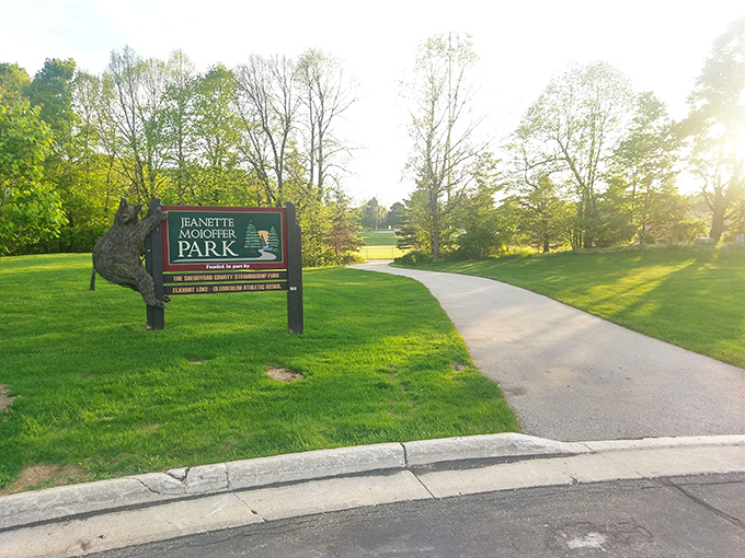 Jeanette Moioffer Park's winding path practically begs for early morning strolls when the dew still clings to the impossibly green Wisconsin grass.