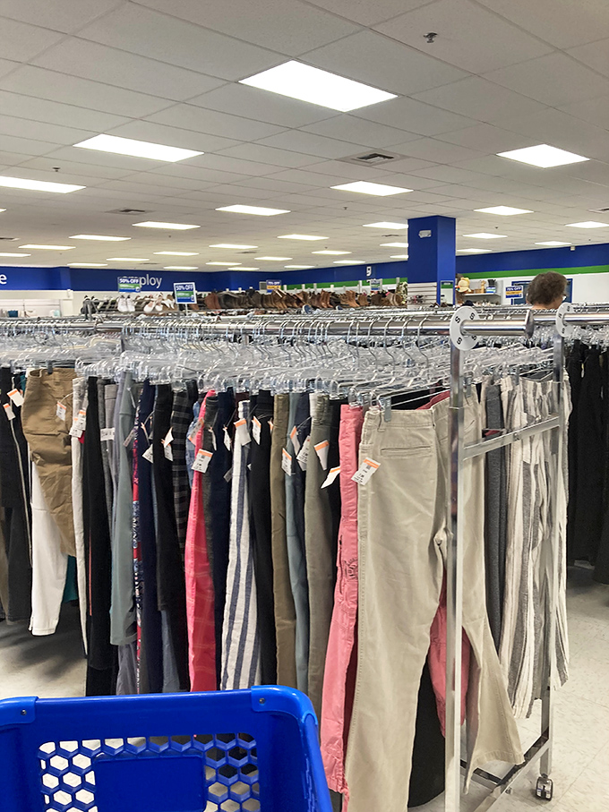 The pants department: where your legs can get dressed for less. From office-ready khakis to weekend-worthy denim, all waiting for their next adventure.