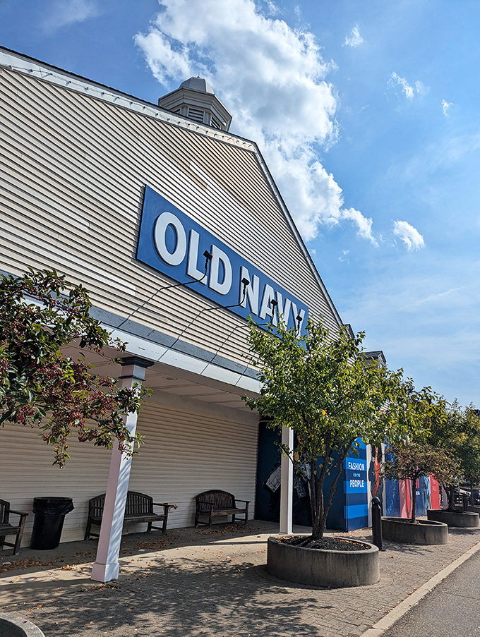 Old Navy's impressive barn-inspired architecture proves that even casual fashion deserves a dramatic entrance at Aurora Farms.