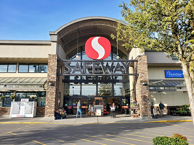 Safeway might be a chain, but in Centralia it's designed with stone accents and architectural flourishes that say, "We're corporate, but we're trying to fit in here."