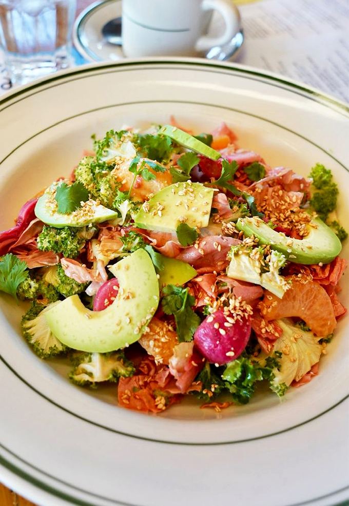 Even the salads here mean business. Fresh avocado, citrus, and what appears to be smoked fish create a California twist on East Coast sensibilities.