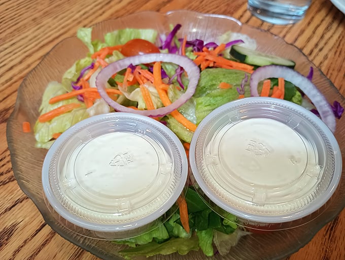 Even the salad here means business, with fresh vegetables and dressings that make eating greens feel less like virtue and more like indulgence.