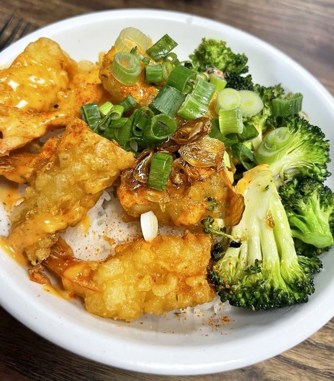 A rice bowl that's achieved its final form. Crispy chicken, vibrant broccoli, and a sauce that would make even Beerus, God of Destruction, purr with delight.