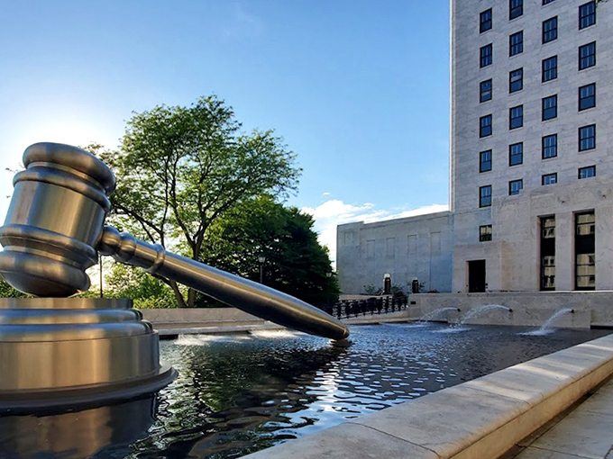 Blue skies frame this judicial giant perfectly. It's the ultimate "your case looks small from up here" statement piece that dominates the downtown landscape.