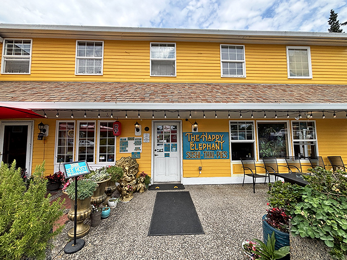 The Happy Elephant's sunny yellow facade is like a smile on Laneda Avenue&mdash;proof that good food and good vibes often come in colorful packages.