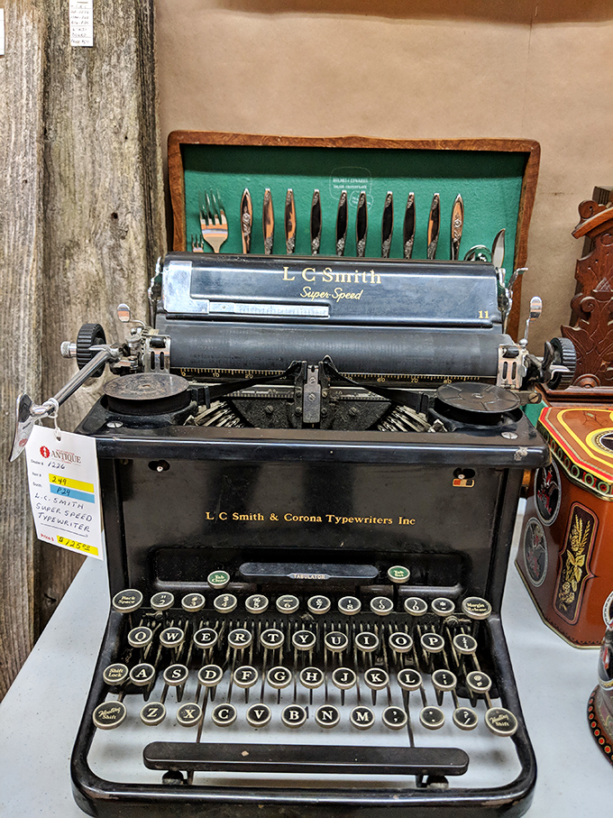 This L.C. Smith typewriter is peak vintage office d&eacute;cor, making your laptop look embarrassingly disposable by honest comparison.