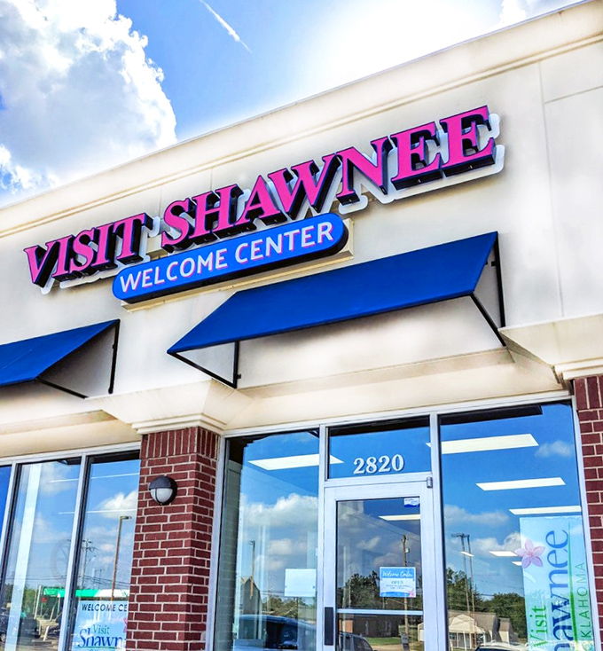 The Welcome Center's bright signage practically shouts "Howdy!" &ndash; the first hint that Shawnee hospitality comes without pretense.