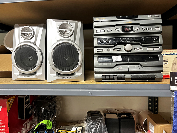 Remember when stereo systems were measured in component pieces rather than megabytes? This Magnavox certainly does.