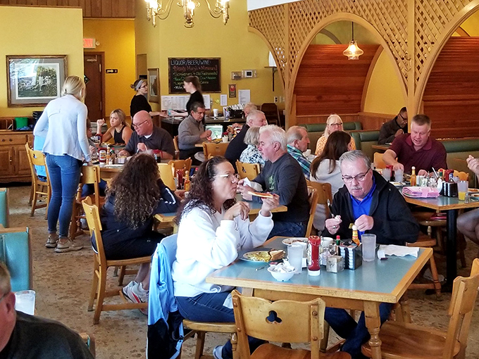 The breakfast crowd at Lake Aire&mdash;where conversations flow as freely as the coffee, and nobody's rushing you out the door.