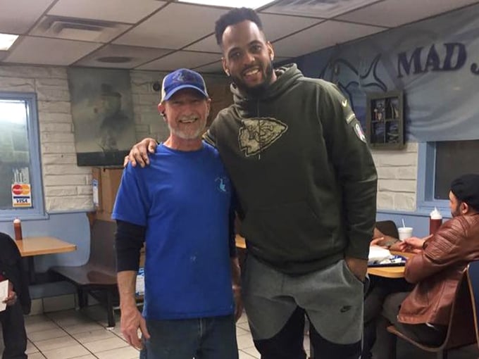 When local sports heroes make pilgrimages to your restaurant, you know you're doing something right. Great seafood creates fans across all walks of life.