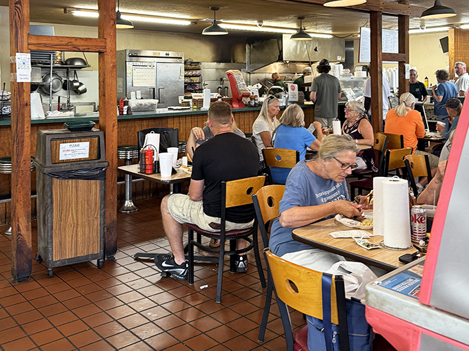 A packed house of happy diners &ndash; the universal sign that you've found the real deal. Notice nobody's looking at their phones? The food demands full attention.