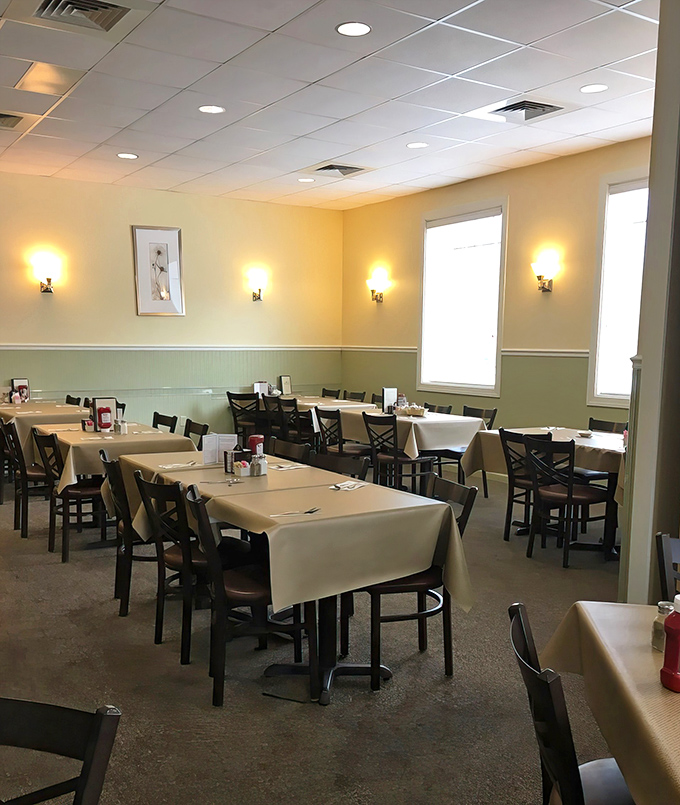 Warm lighting, tablecloths, and a dining room that says, "Stay awhile, the pie is worth the wait."