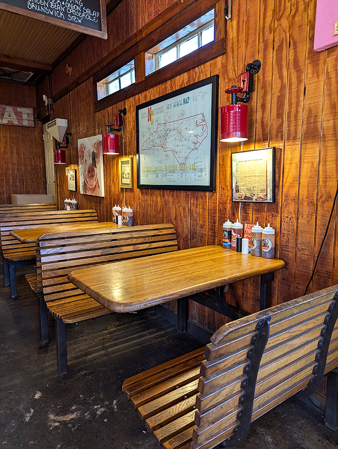 No interior designer needed when you've got history on your side. These wooden benches have supported generations of happy, sauce-stained diners.