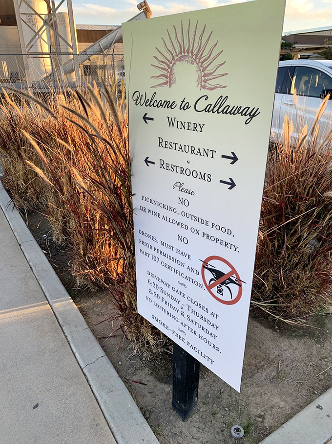 Even the directional signs at Callaway embrace the golden rule of wine country: clear guidance delivered with stylish simplicity.