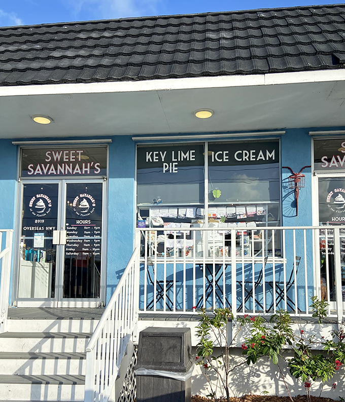 The entrance declares their specialty in no uncertain terms – KEY LIME PIE – three words that changed my life and expanded my waistline.