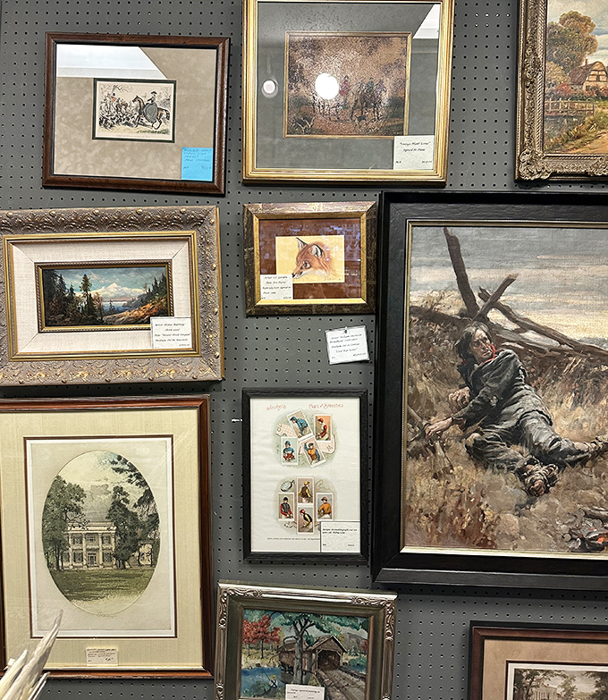 Wall-to-wall storytelling&mdash;each frame a window into another time, with subjects ranging from fox hunts to historic Virginia homesteads.