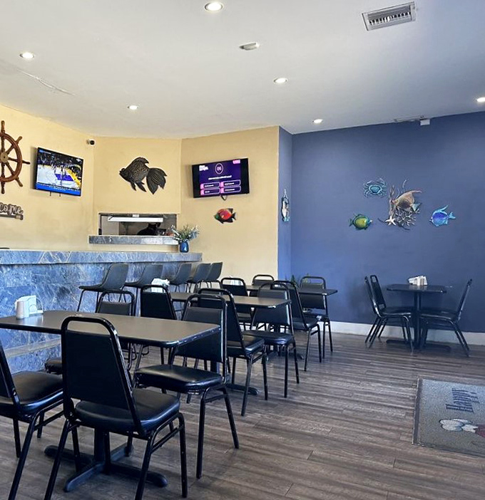 Another angle reveals more of this underwater-themed wonderland, where simplicity meets seafood excellence.