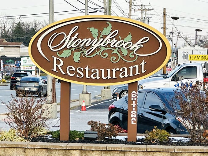 The sign that's launched a thousand breakfast runs. Like a lighthouse for the hungry, guiding locals through morning fog toward coffee salvation.