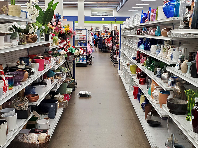 Aisle of possibilities! Vases, dishes, and decor items create a treasure hunt that's part archeological dig, part interior design adventure.