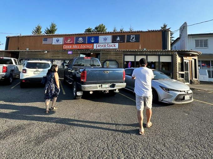 Military flags flutter above Fryer Tuck, where cider and chicken create the kind of pairing that makes Portlanders swoon.
